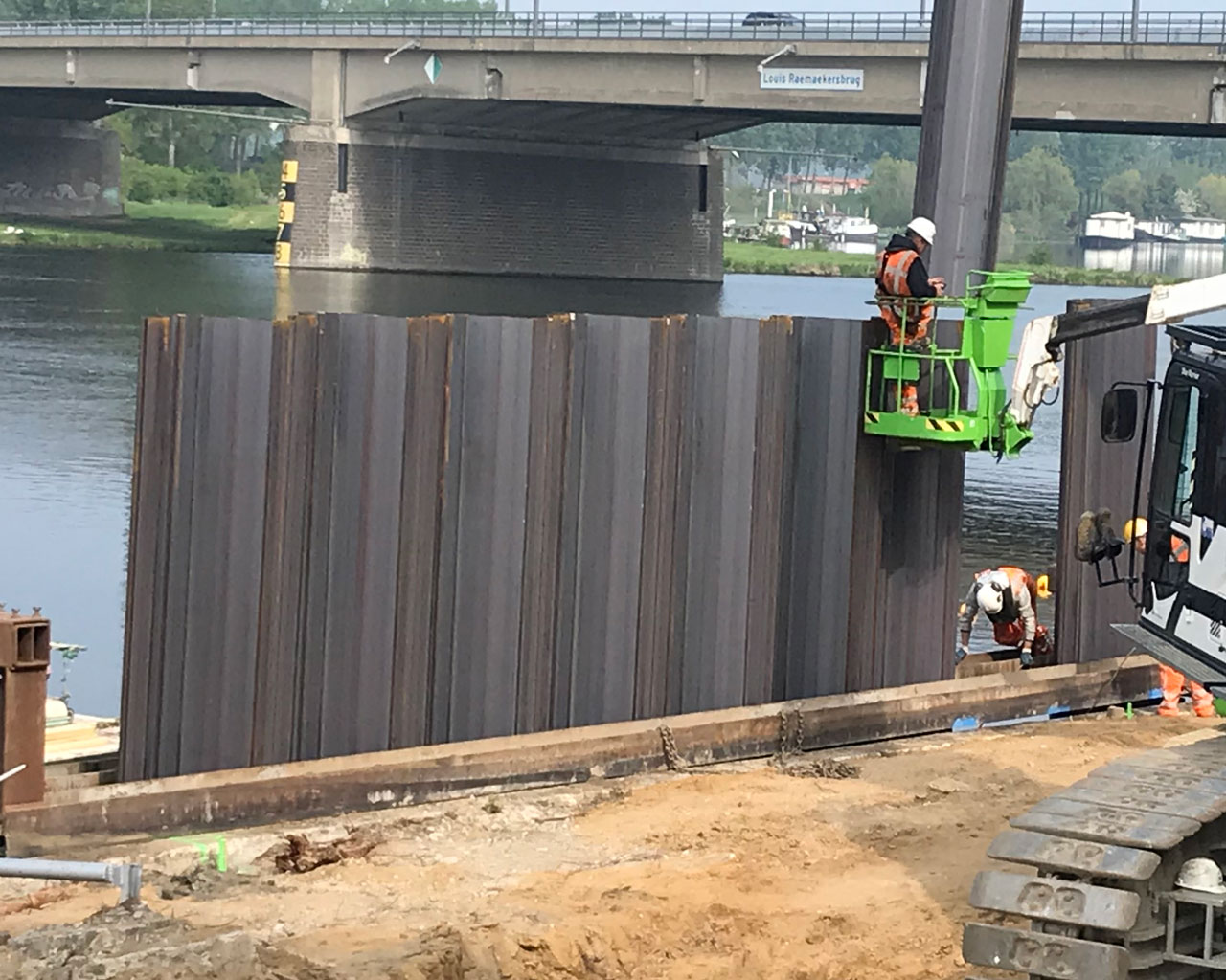 Using Steel Piles in Construction - Intsel Steel/Bushwick Metals